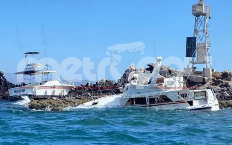 Rescatan a 22 personas tras encallar yates en Lobera de San Rafaelito ...